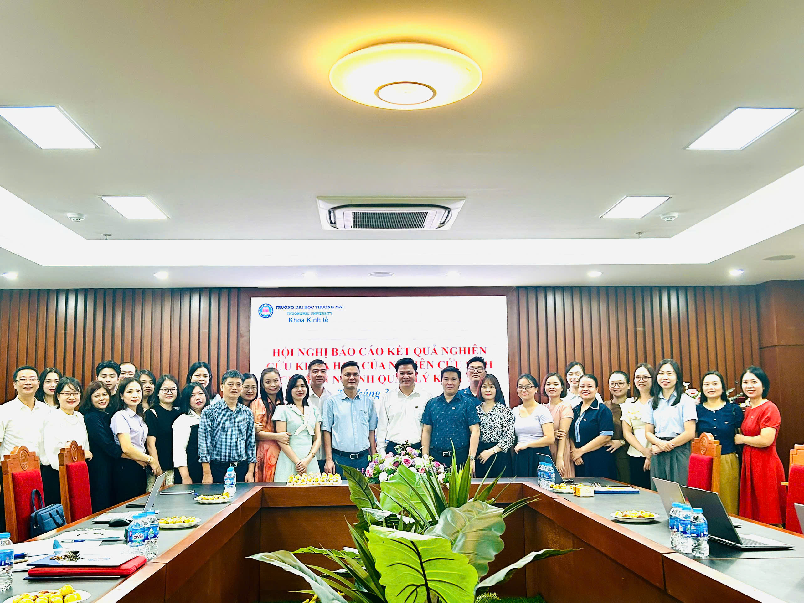 Trường Đại học Thương mại | khoahoc.tmu.edu.vn