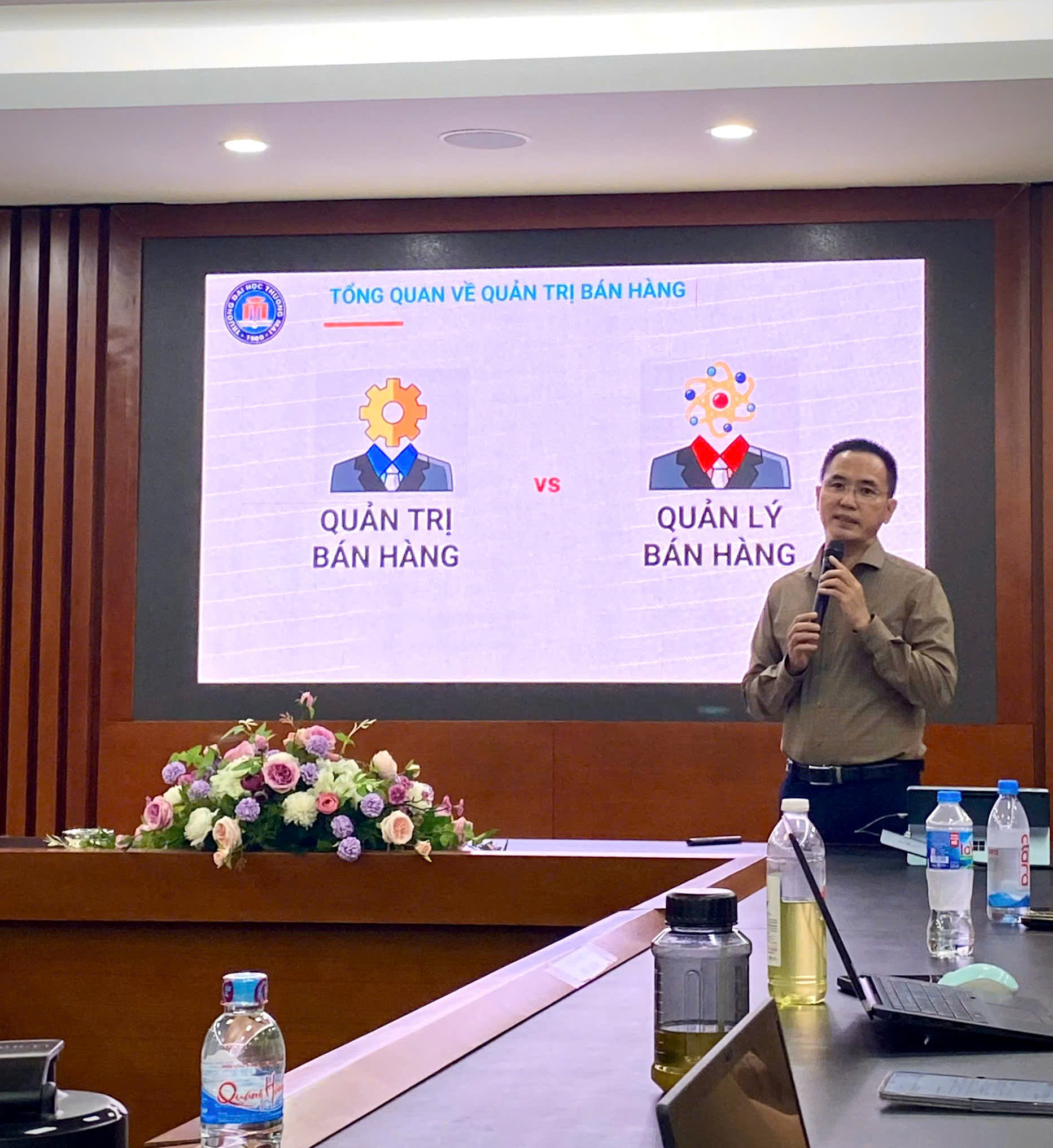 Chia sẻ chuyên đề thực tế: Quản trị thương hiệu và Quản trị bán hàng ...