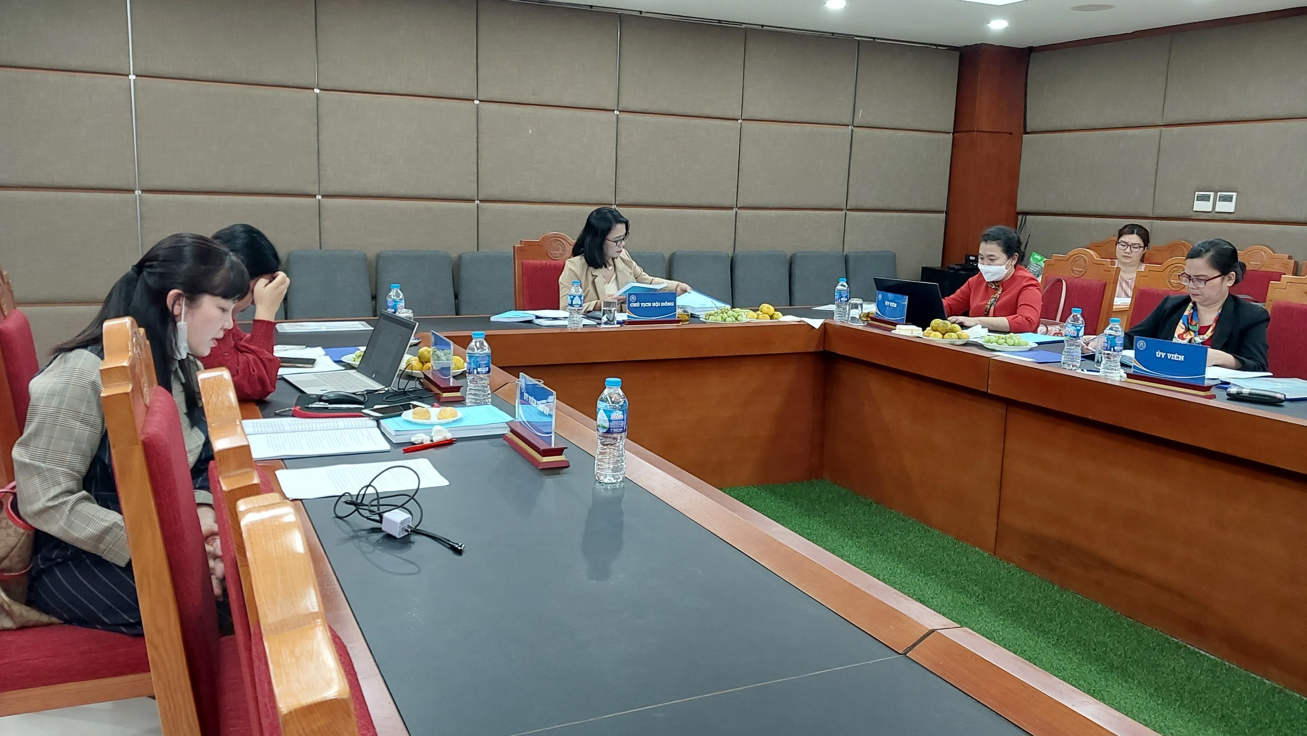 Nghiệm thu Đề tài NCKH cấp trường và Dự án R&D năm học 2022-2023 | Khoa ...